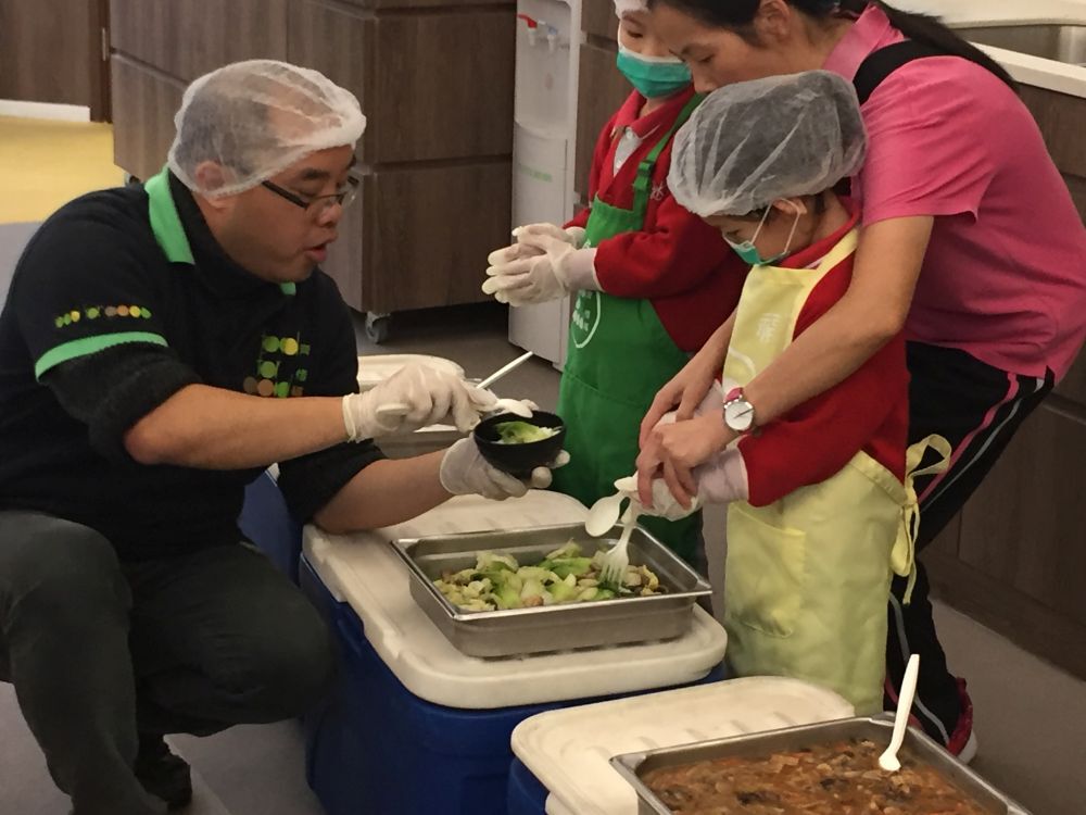 Po Leung Kuk Cheung Poon Mei Yee Kindergarten Members Visited FFG Yau ...